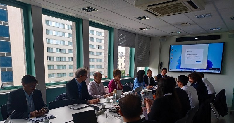 Plenary Session of the Intercity & High-Speed Committee held at UIC ...